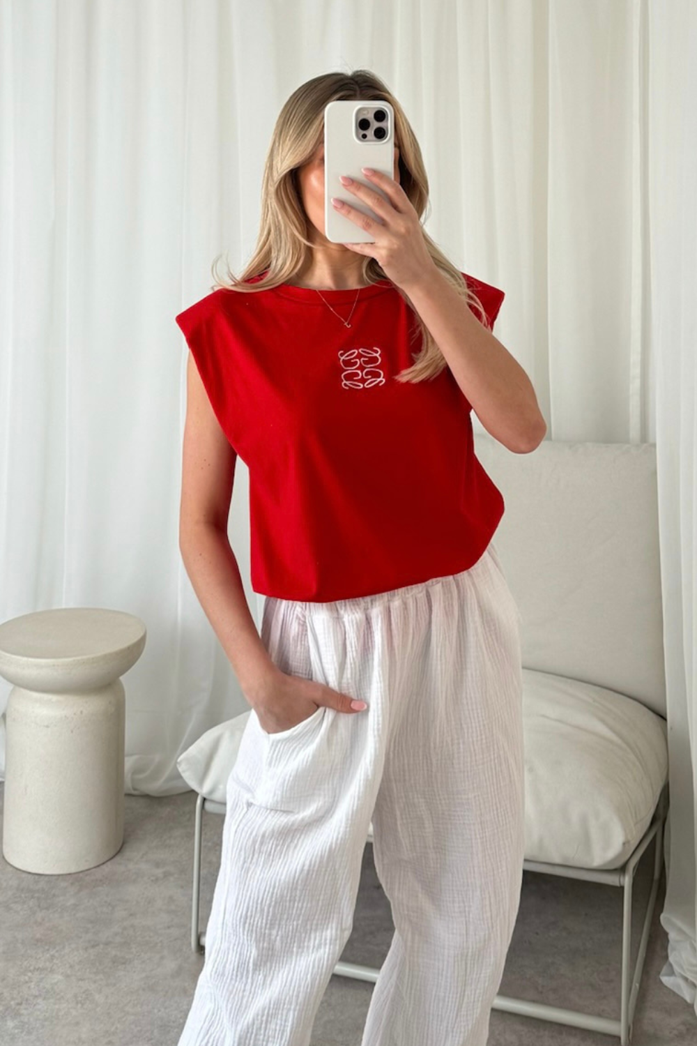 Gege red embroidered shoulder pad t-shirt – Glamify Famous For Loungewear